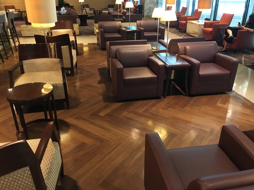 Review: Singapore Airlines First Class Lounge Singapur Terminal 3 ...
