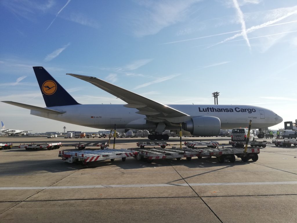 Lufthansa Cargo Fliegt Wegen Abschirmung Lebensmittel Nach England Lufthansa Cargo Fliegt Wegen Abschirmung Lebensmittel Nach England
