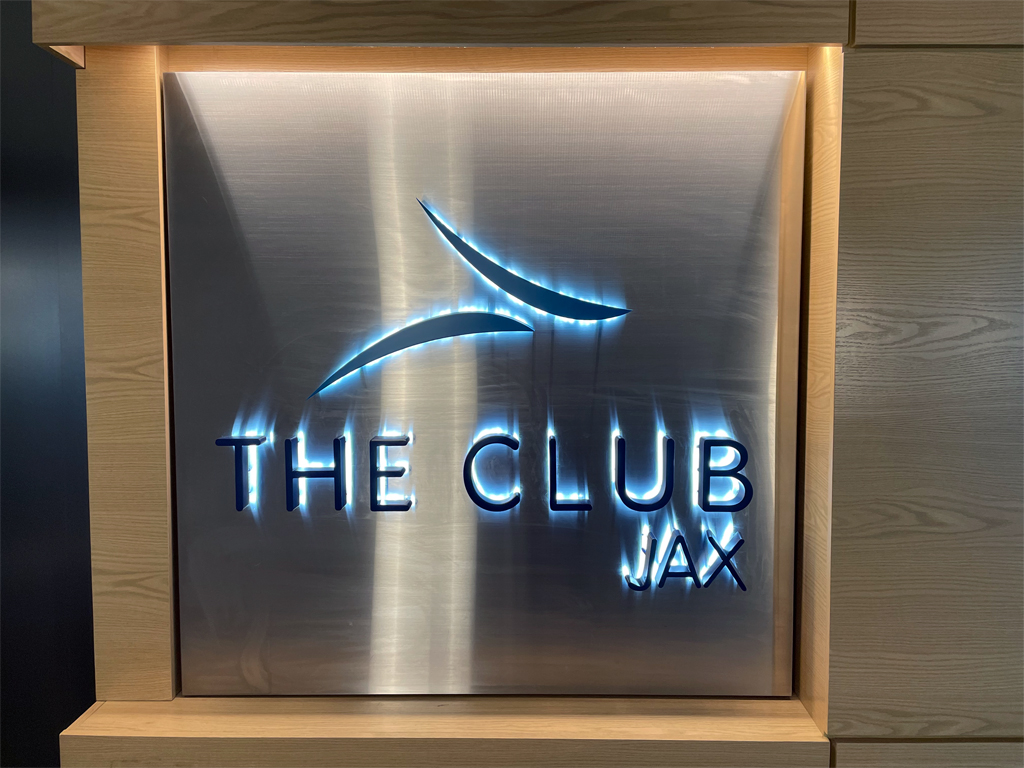 Review: The Club JAX Jacksonville (Priority Pass Lounge ...