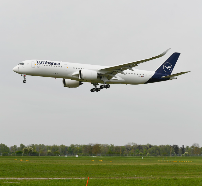 Neue Lufthansa Business Class: Erster Airbus A350 mit Allegris-Kabine ist in München gelandet ...