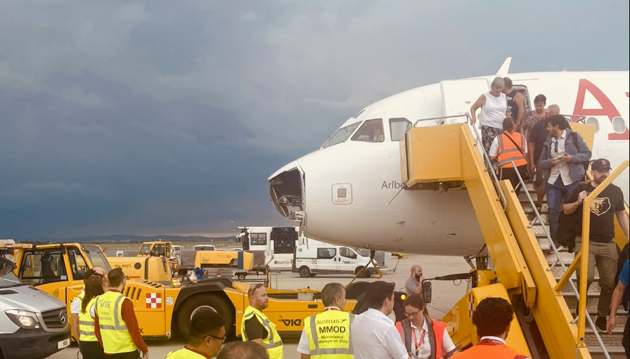 Beschädigter Airbus A320: Austrian Airlines stellt Piloten dienstfrei ...