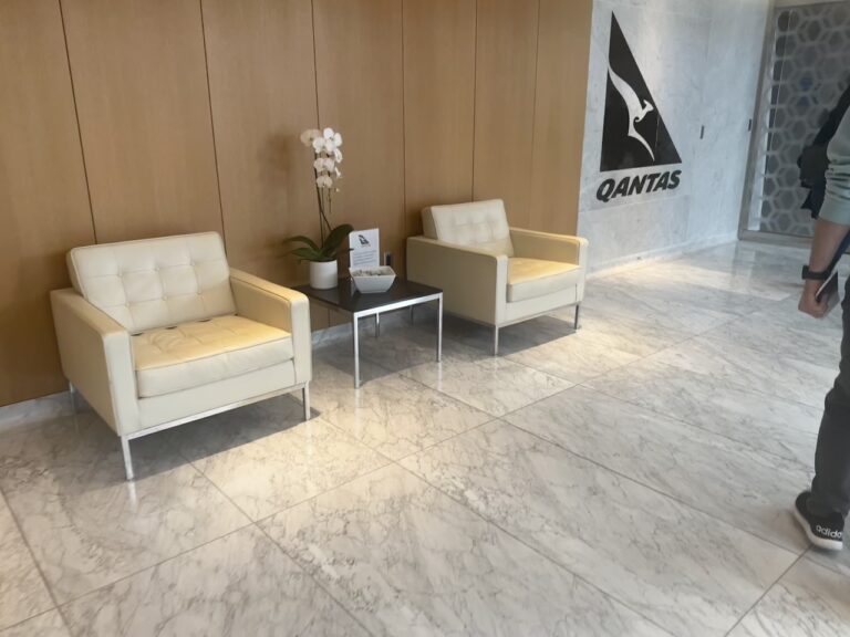 Review: Qantas First Class Lounge in Los Angeles - Frankfurtflyer.de