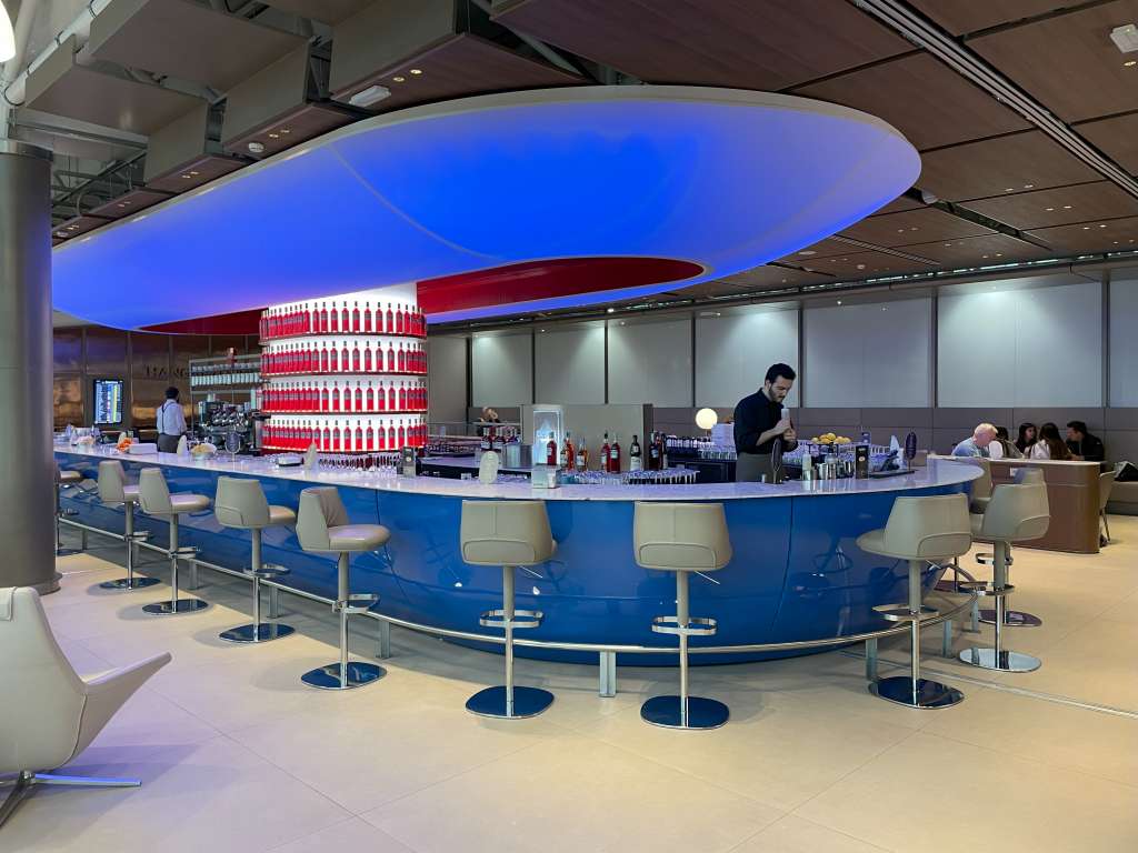 Review: ITA Airways Hangar Lounge Rom-Fiumicino (FCO) - Frankfurtflyer.de