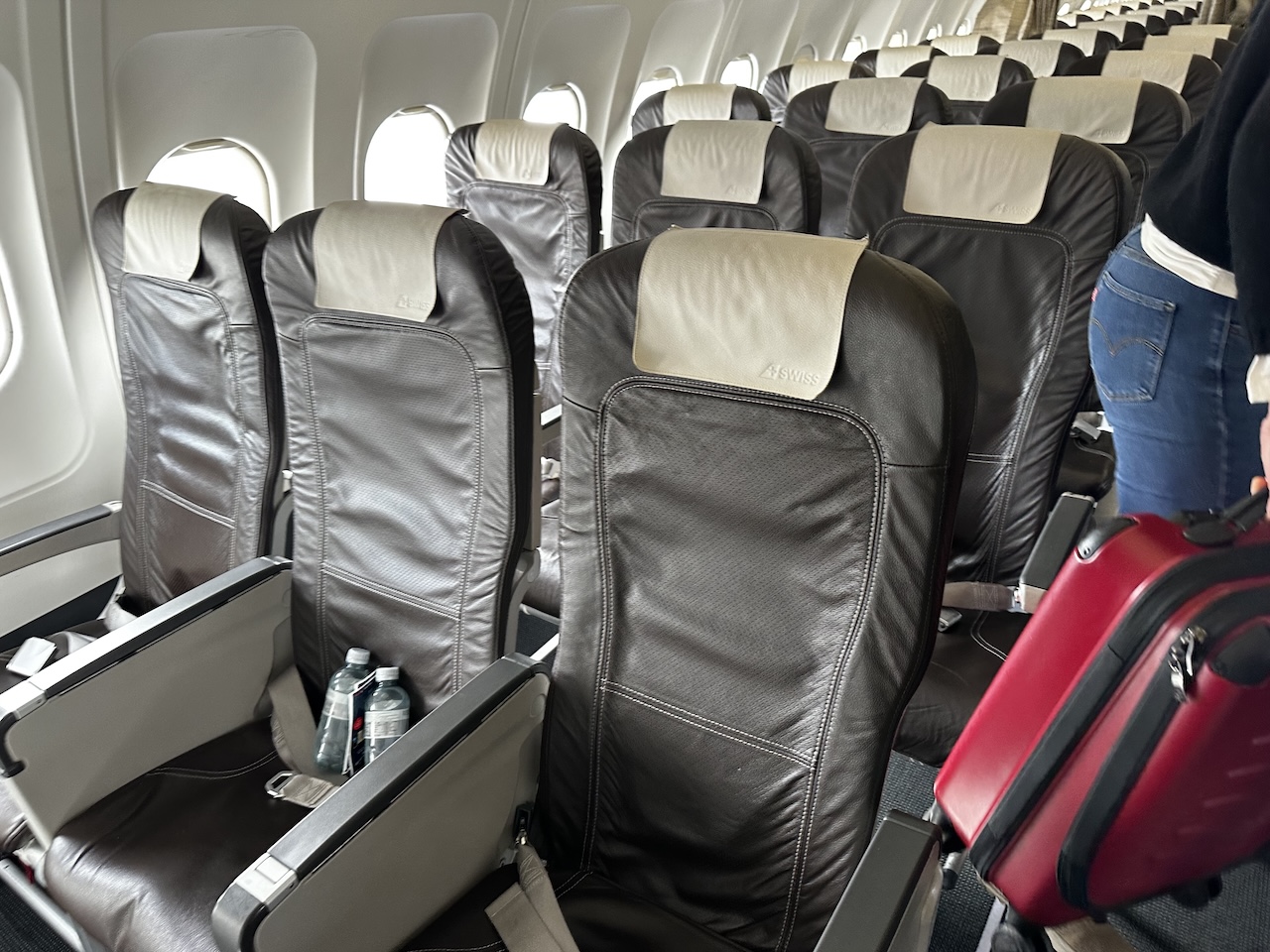 Review: SWISS Airbus A320 Business Class von Malaga nach Zürich ...