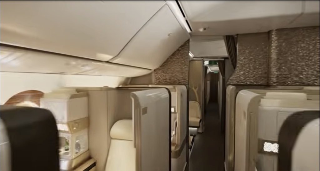 Emirates zeigt das erste mal Bilder der neuen Business Class Suite und ...