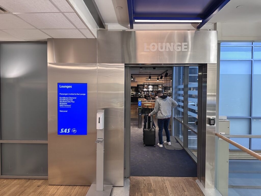 Review: SAS Scandinavian Airlines Lounge Oslo - Frankfurtflyer.de